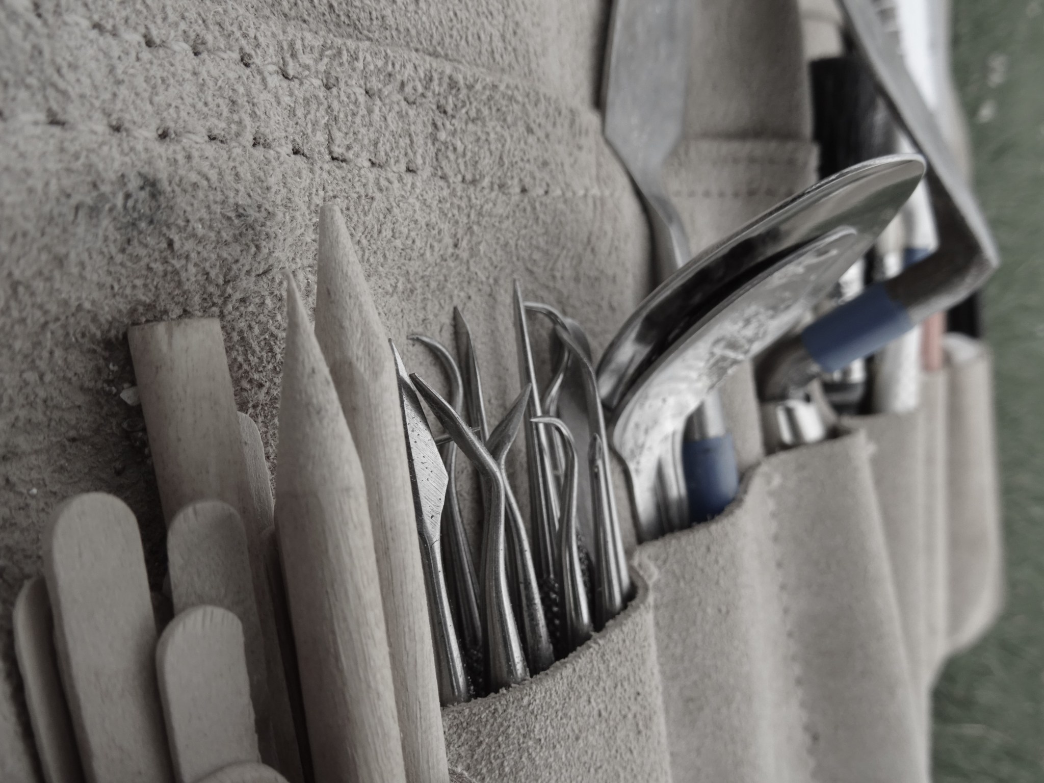 An Archaeology Tool Roll: Equipment to take on site – F A C E T S